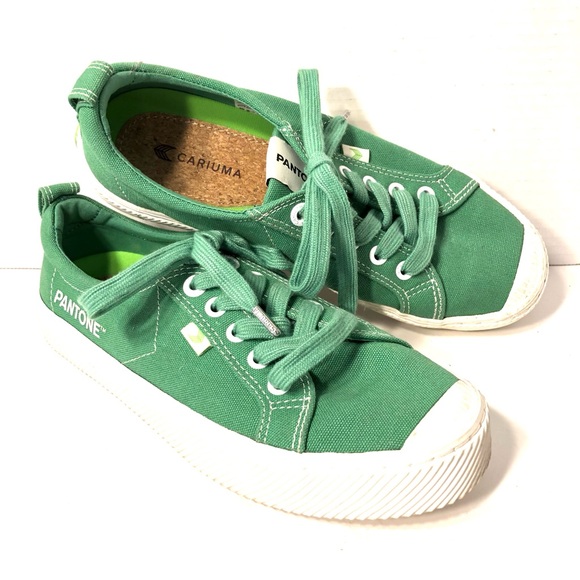 Cariuma | Shoes | Cariuma X Pantone Oca Low Green Sneakers W8 M65 ...